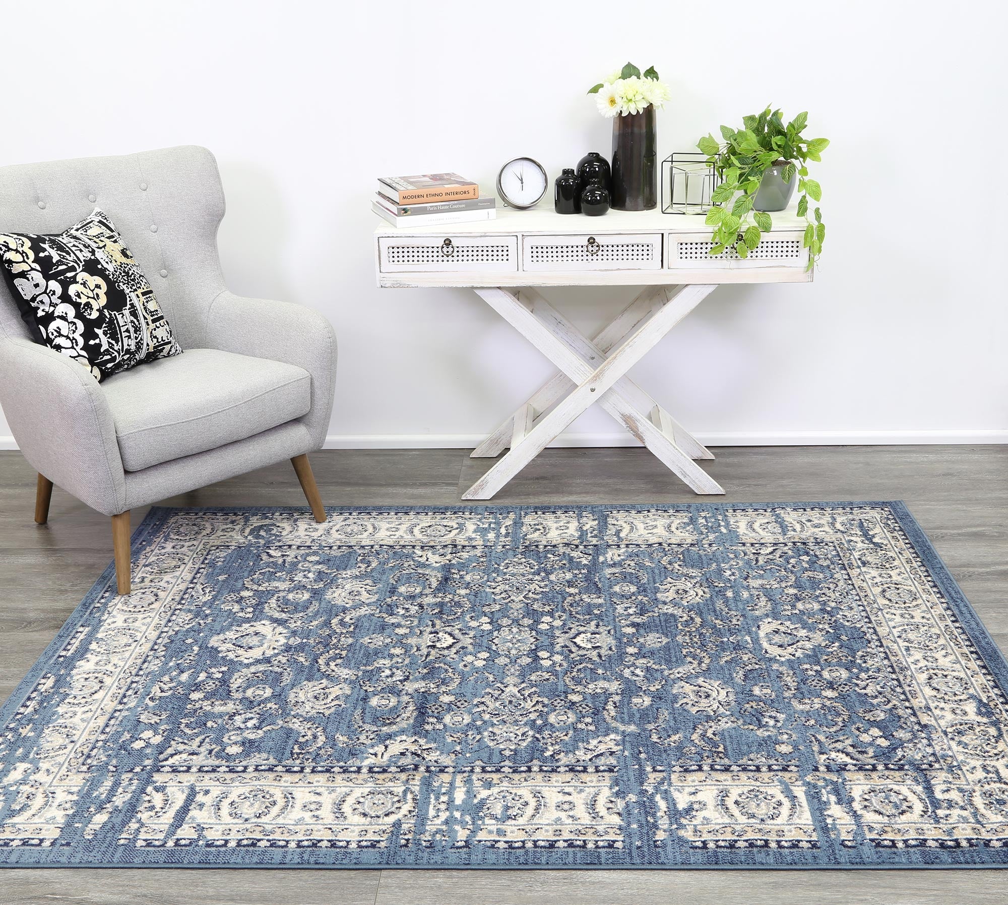 Arya Ziegler Distressed Navy Rug – Mayne Rugs & Flooring