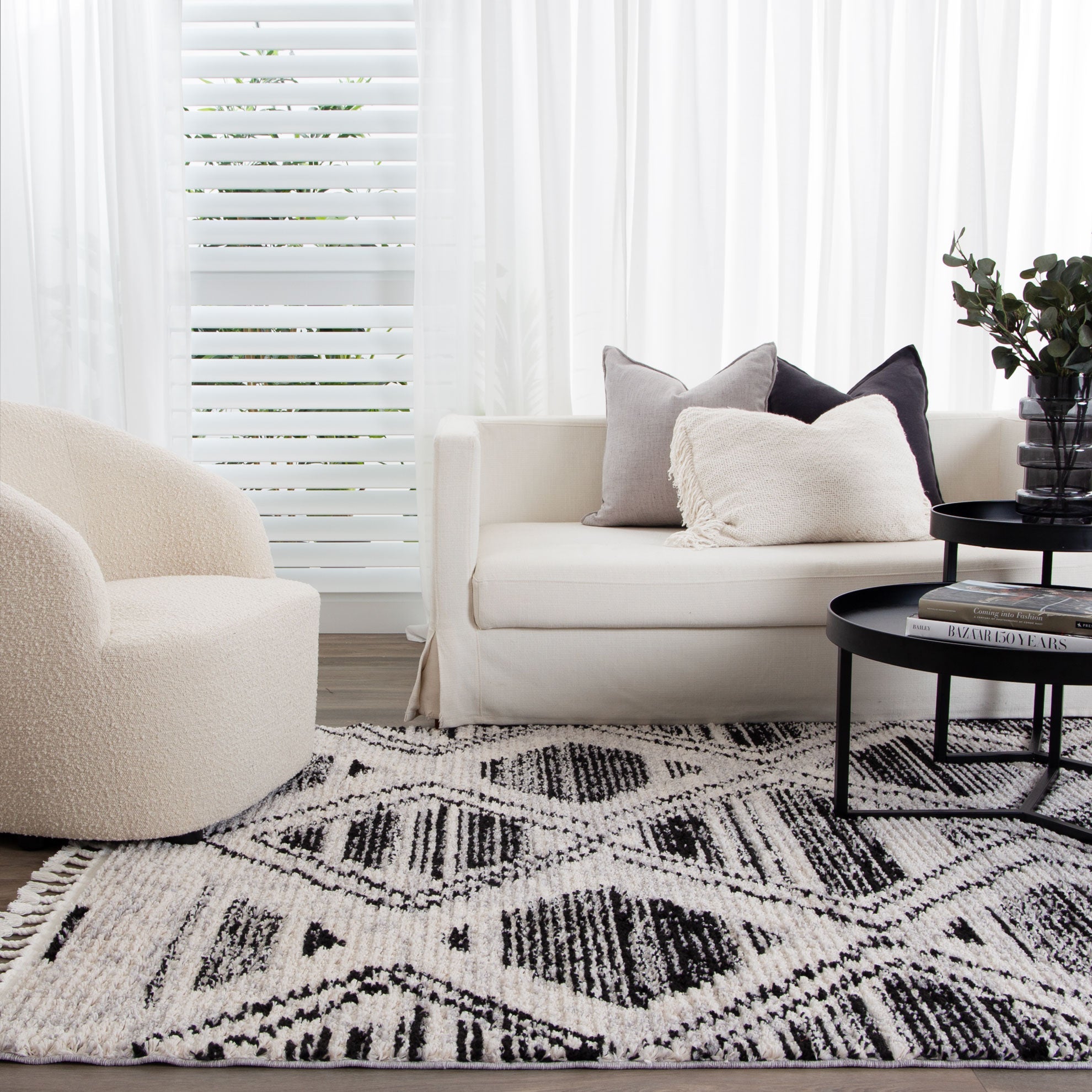 Mansour Diamond Black & White Geometric Rug – Mayne Rugs & Flooring